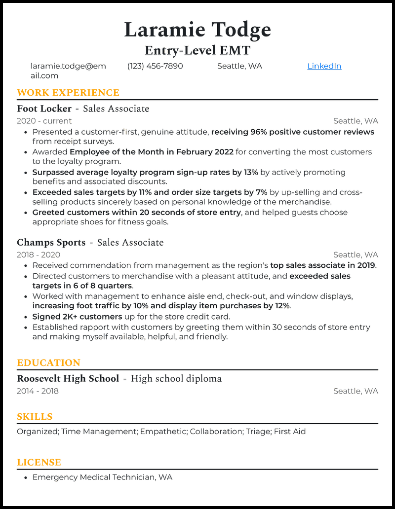 7 EMT Resume Examples [& Templates]