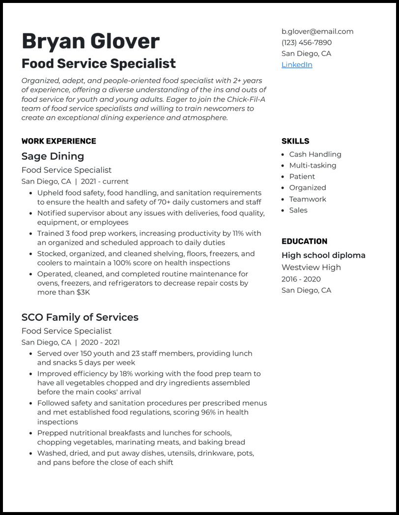 7 Food Service Worker Resume Examples for 2024